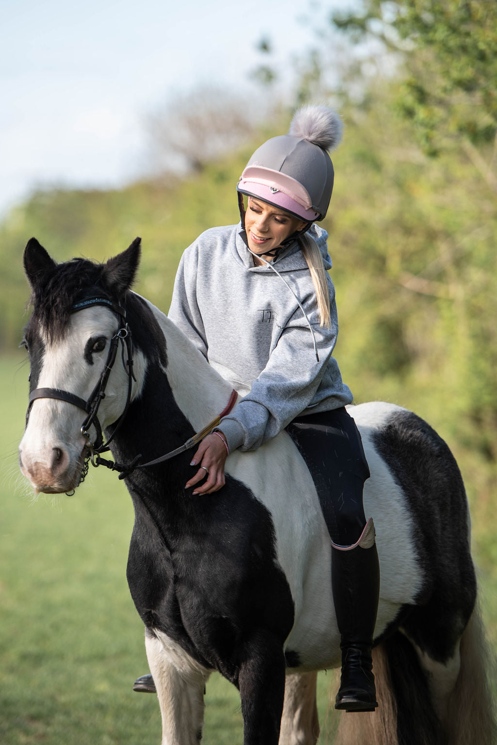 T.F Equine | Toni Florentina's Merch